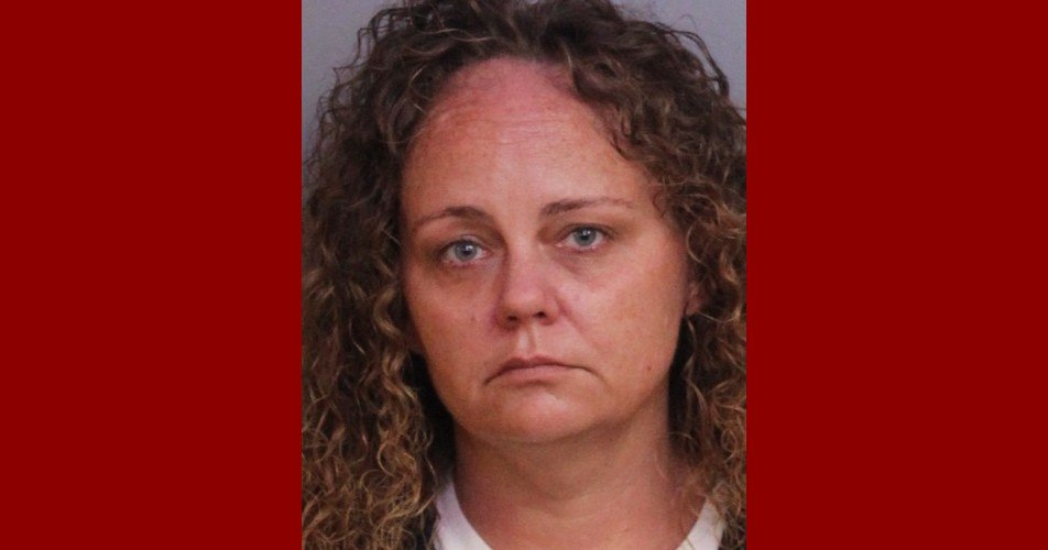 JENNIFER LEONARD booked for