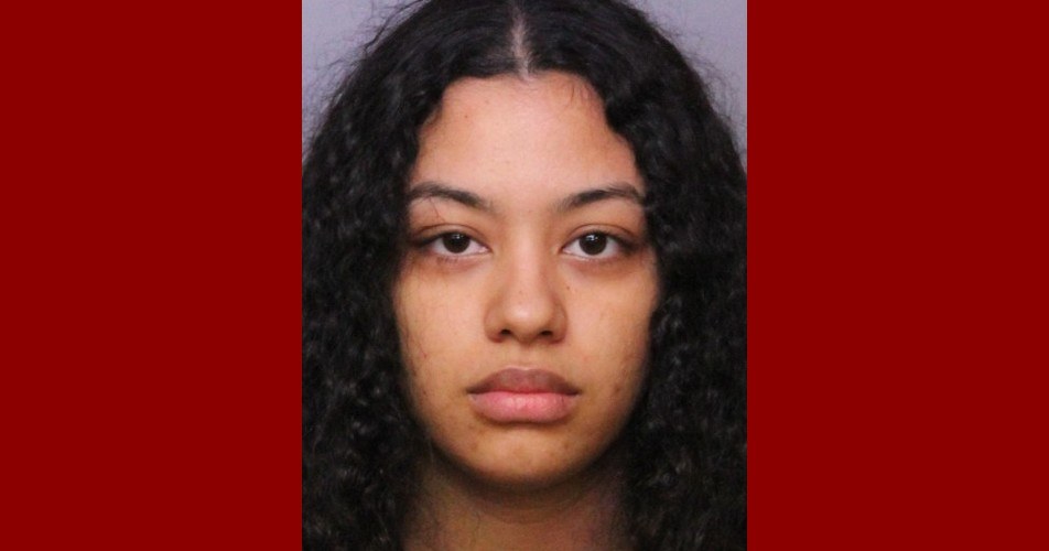 GENESIS GONZALEZ booked for