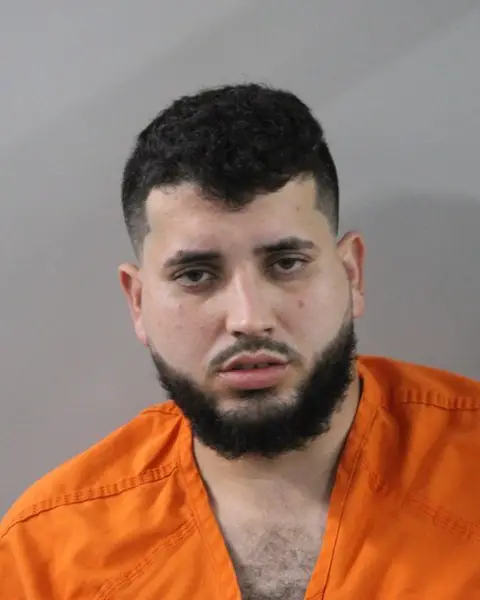 ISAEL VALLADARES-DIAZ booked for 1000.00