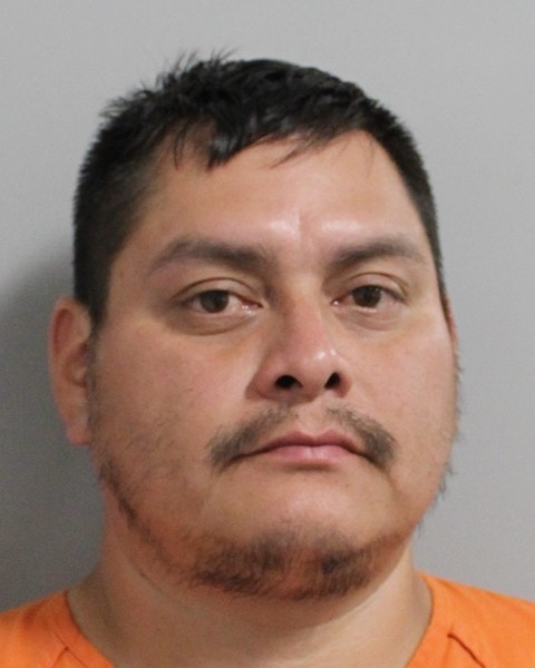 EVERARDO MEJIA booked for 5000.00