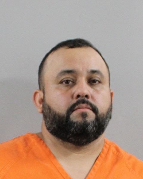 JORGE CARDONA-LUNA booked for 1000.00