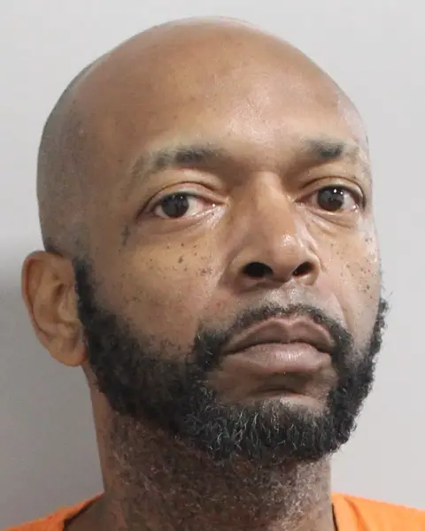 TYREASIUS CARTER booked for 5000.00