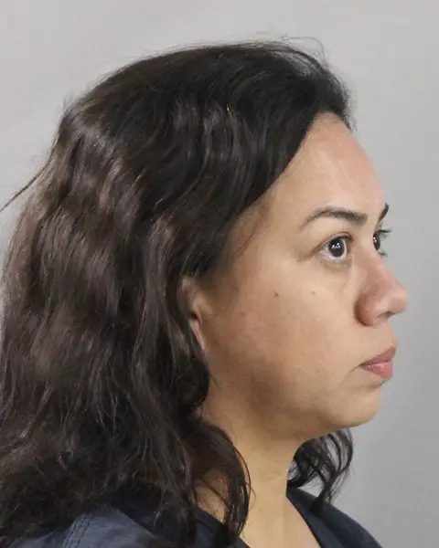 JENNIFER REYES booked for 1000.00