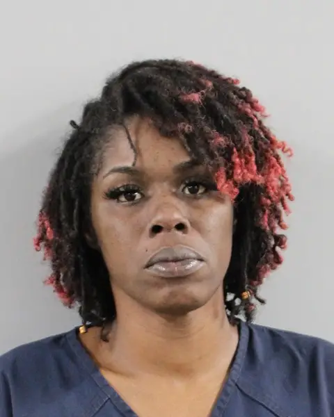 DANIELLE CADE booked for 1000.00